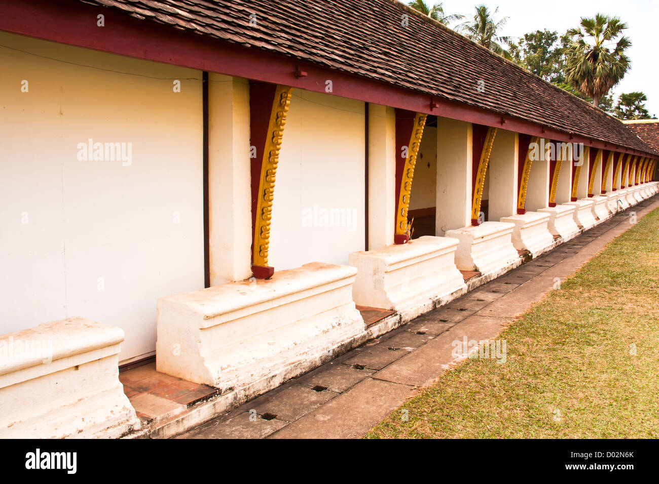 A long corridor. From the side of the temple Stock Photo - Alamy