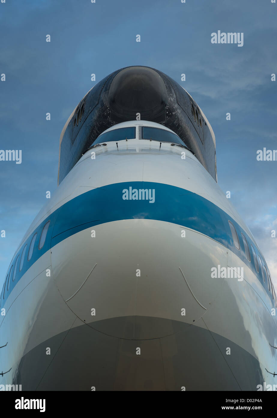 Space shuttle nose hi-res stock photography and images - Alamy