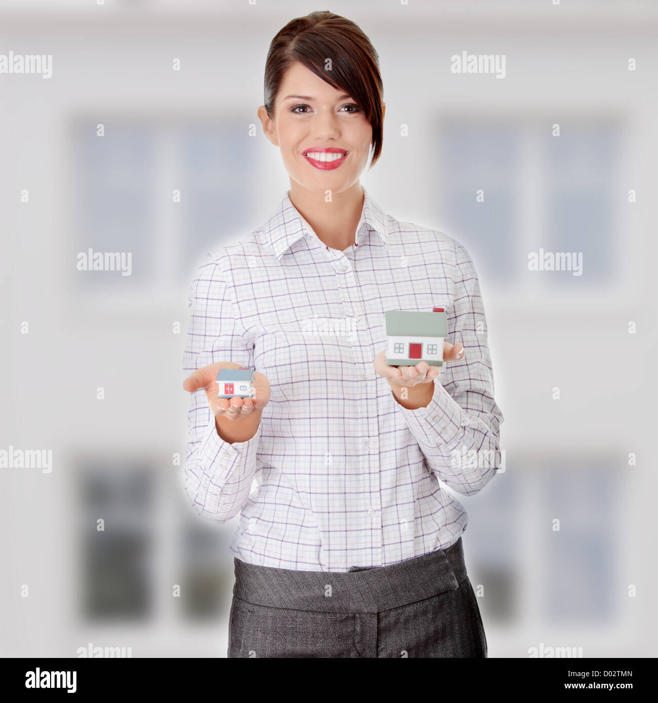 Pretty models holding sign hi-res stock photography and images - Alamy