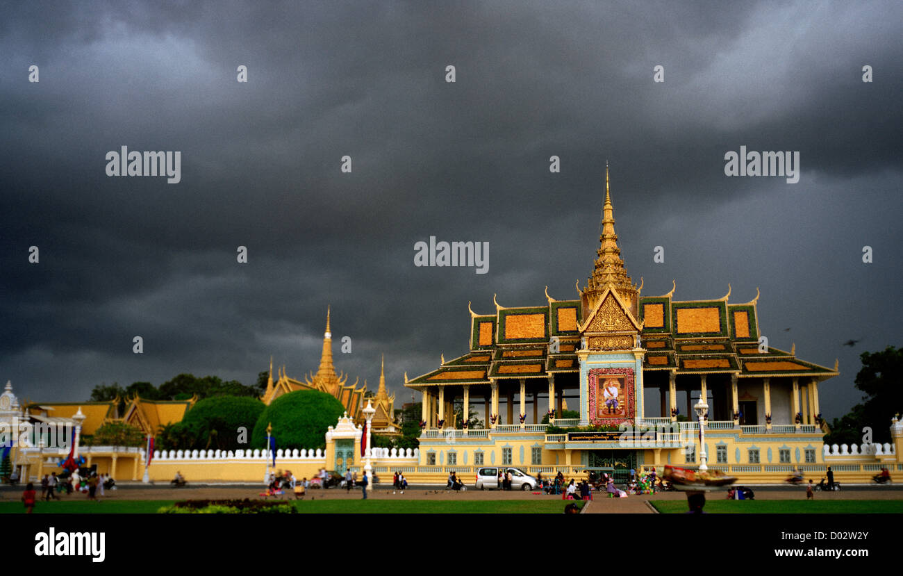 Royal Palace in Phnom Penh in Cambodia in Far East Southeast Asia ...