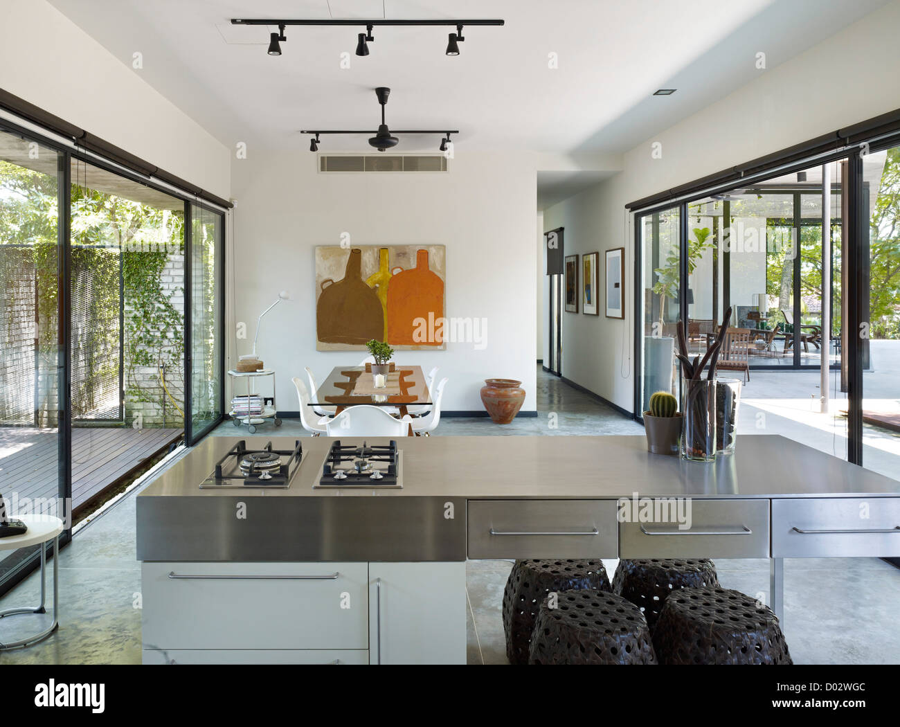 Dog Concrete House, Kuala Lumpur, Malaysia. Architect: Kevin Low, 2012 ...