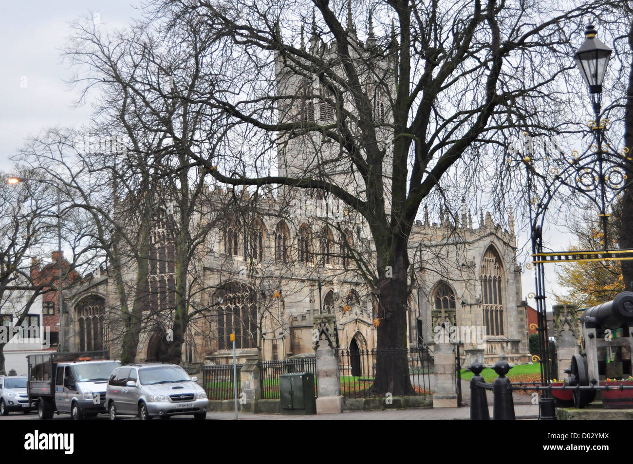 Church behind the tree hi-res stock photography and images - Alamy