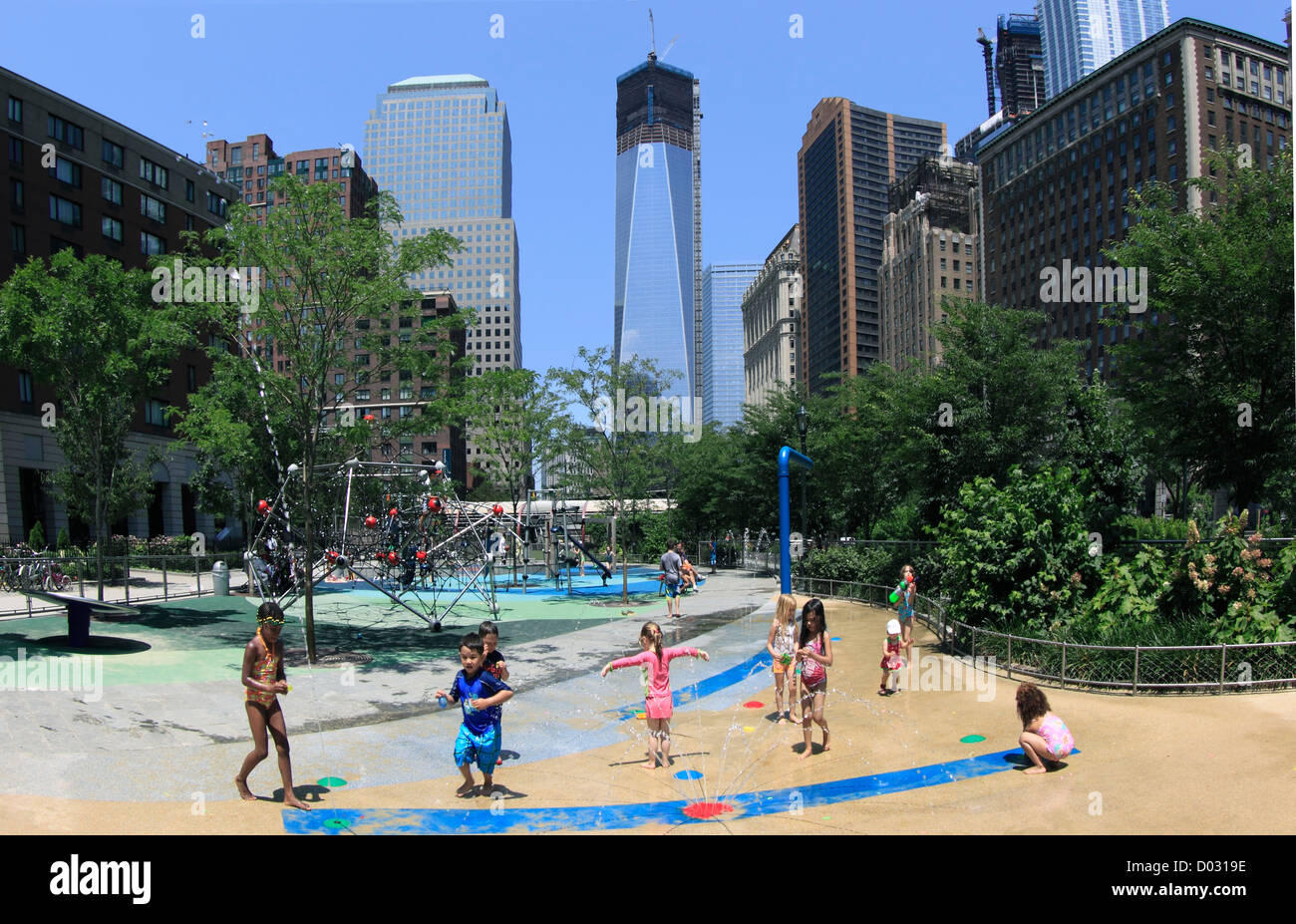New york children skyline hi-res stock photography and images - Alamy