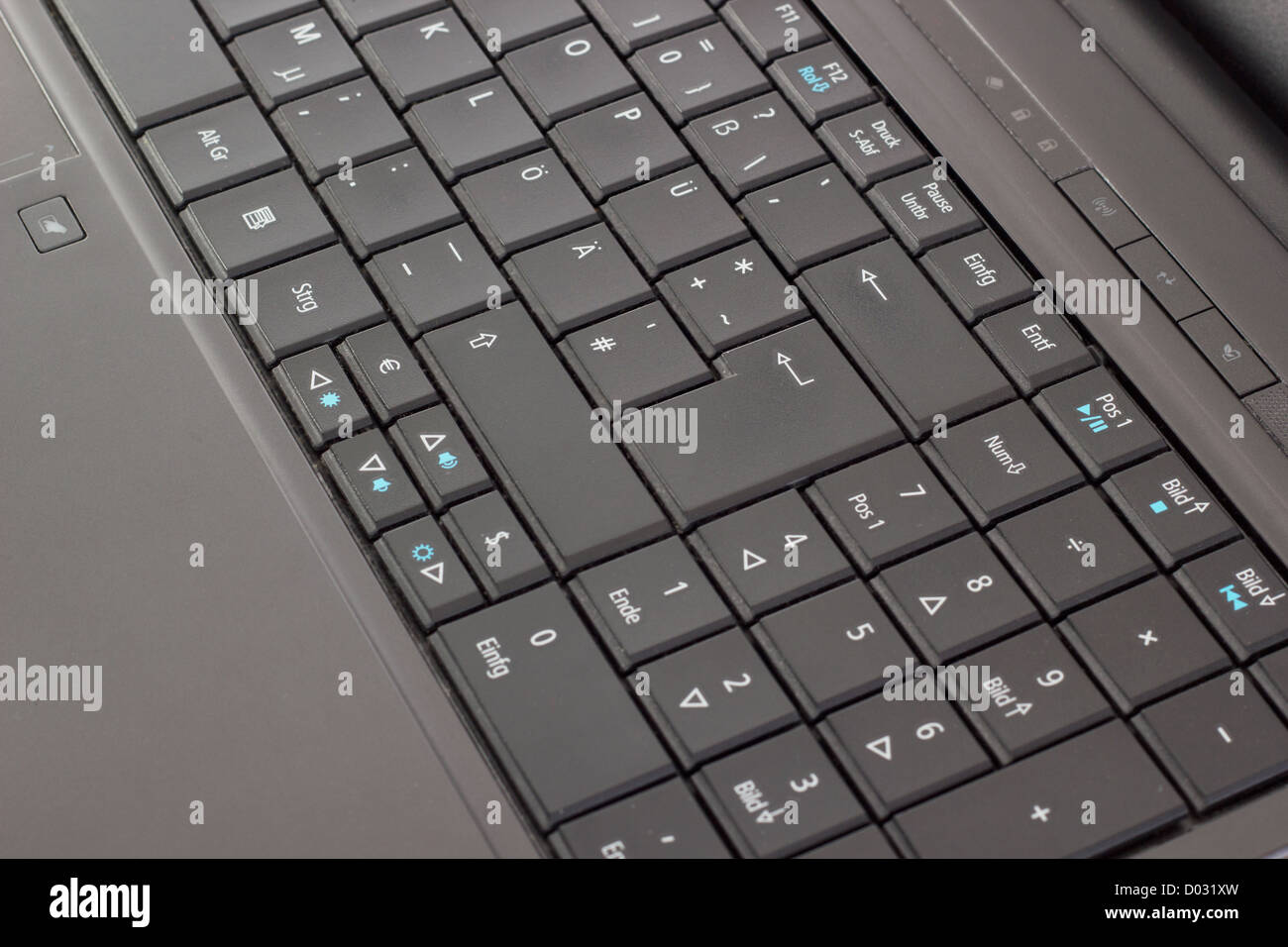 Laptop computer typewriting hi-res stock photography and images - Alamy