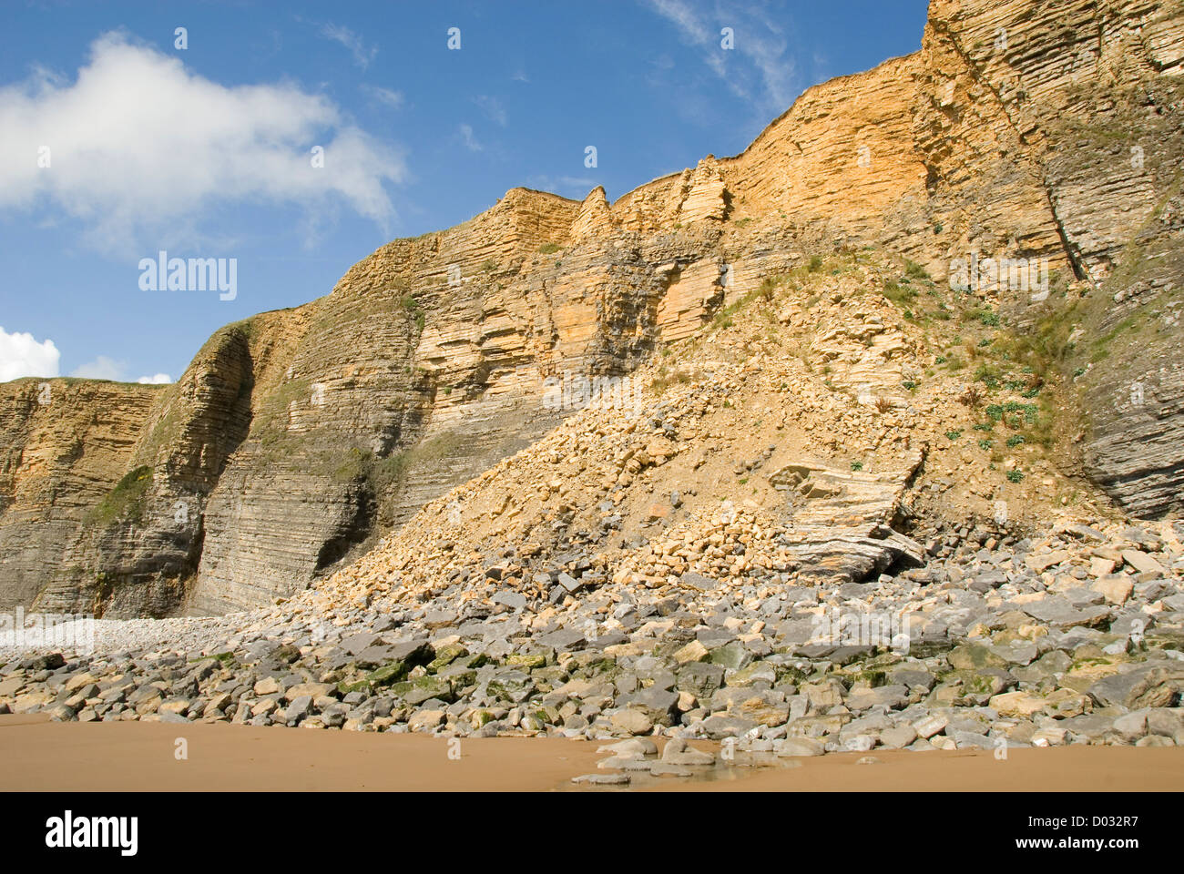 Beach beaches britain british close hi-res stock photography and images ...