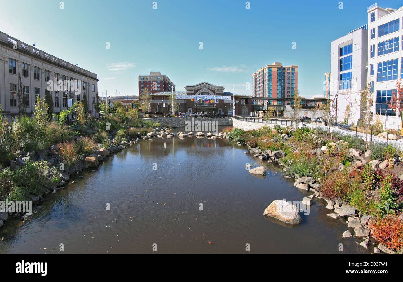 Larkin Plaza and Van der Donck Park downtown Yonkers New York Stock ...