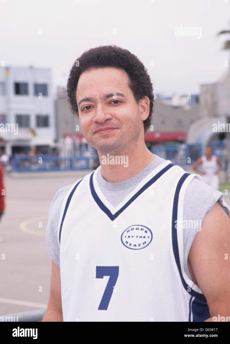 KID AND PLAY.Chris Kid Reid.Hoops by the beach at Venice Beach in ...