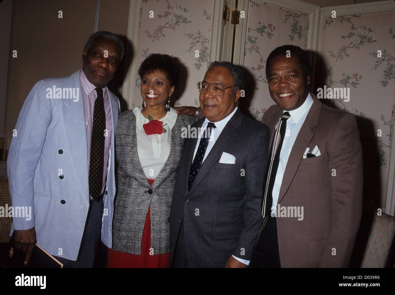 GEORG STANFORD BROWN Alex Haley Leslie uggams Moses Gunn.(Credit Image ...