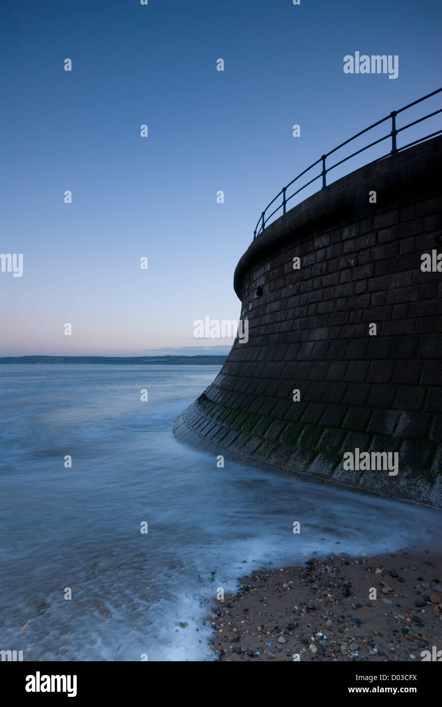 Coastal erosion on yorkshire coast hi-res stock photography and images ...