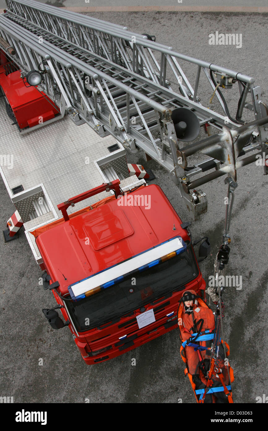 Rescue job in progress Stock Photo - Alamy