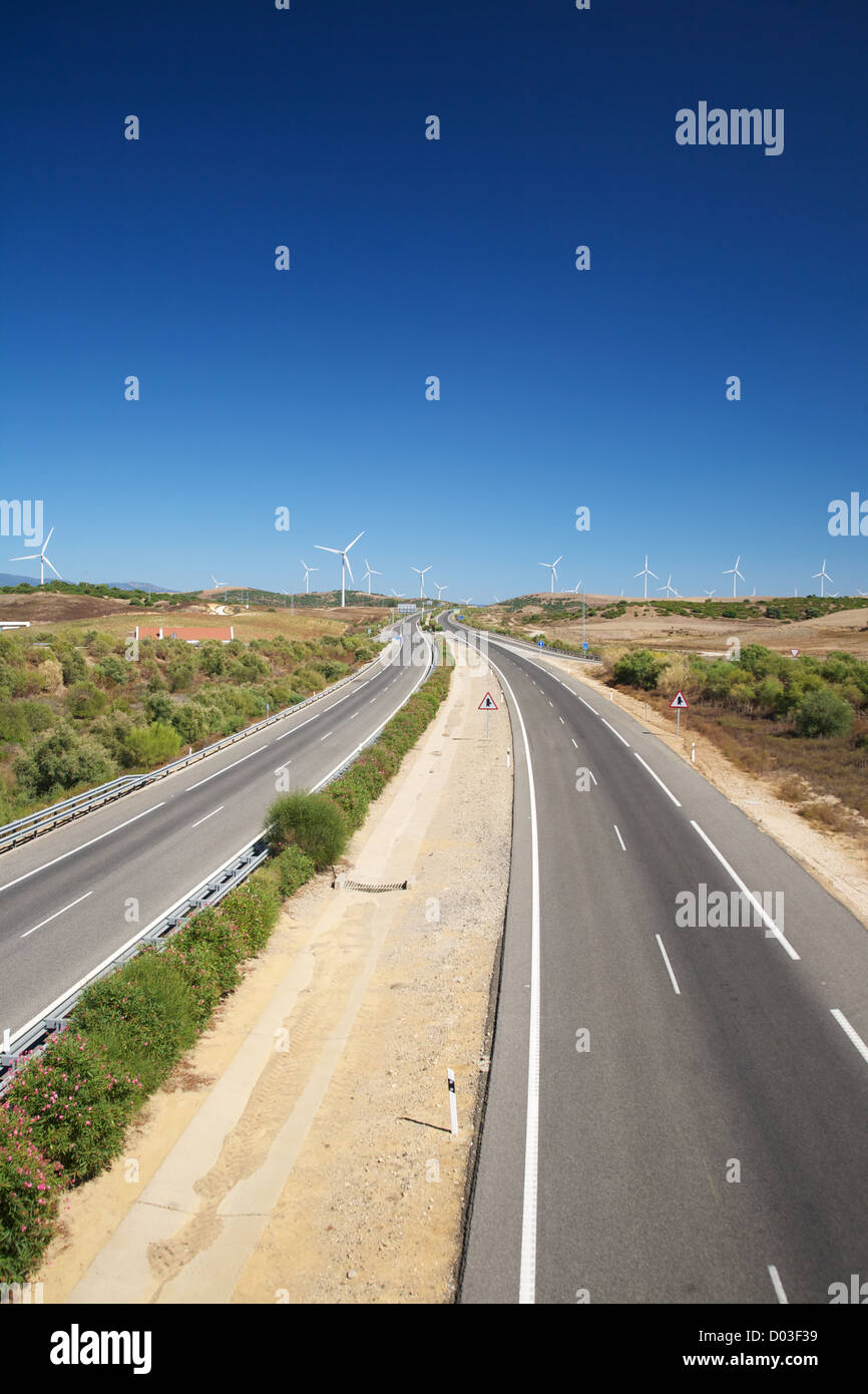 Two lanes hi-res stock photography and images - Alamy