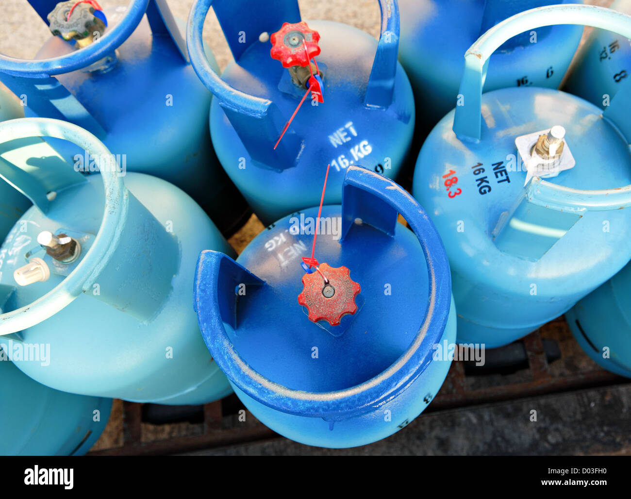 Butane tanks hi-res stock photography and images - Alamy