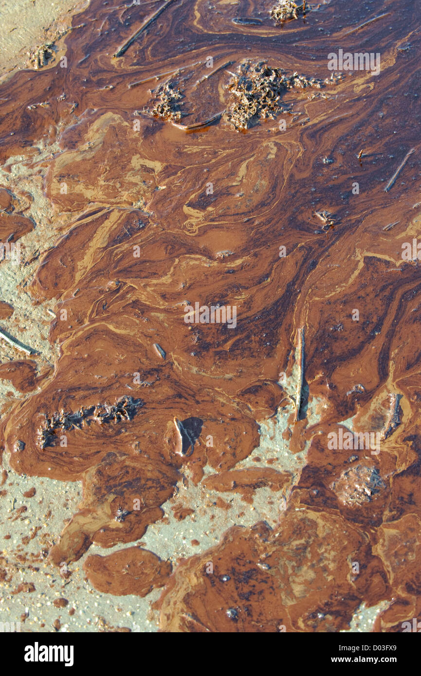 Oil rig accident hi-res stock photography and images - Alamy