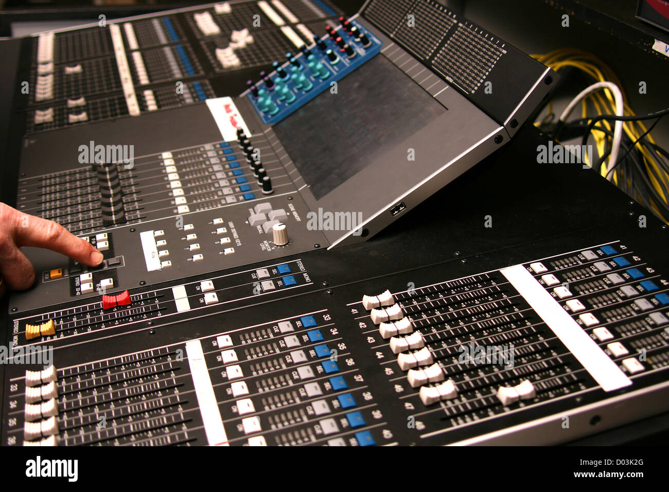Digital mixer hi-res stock photography and images - Alamy