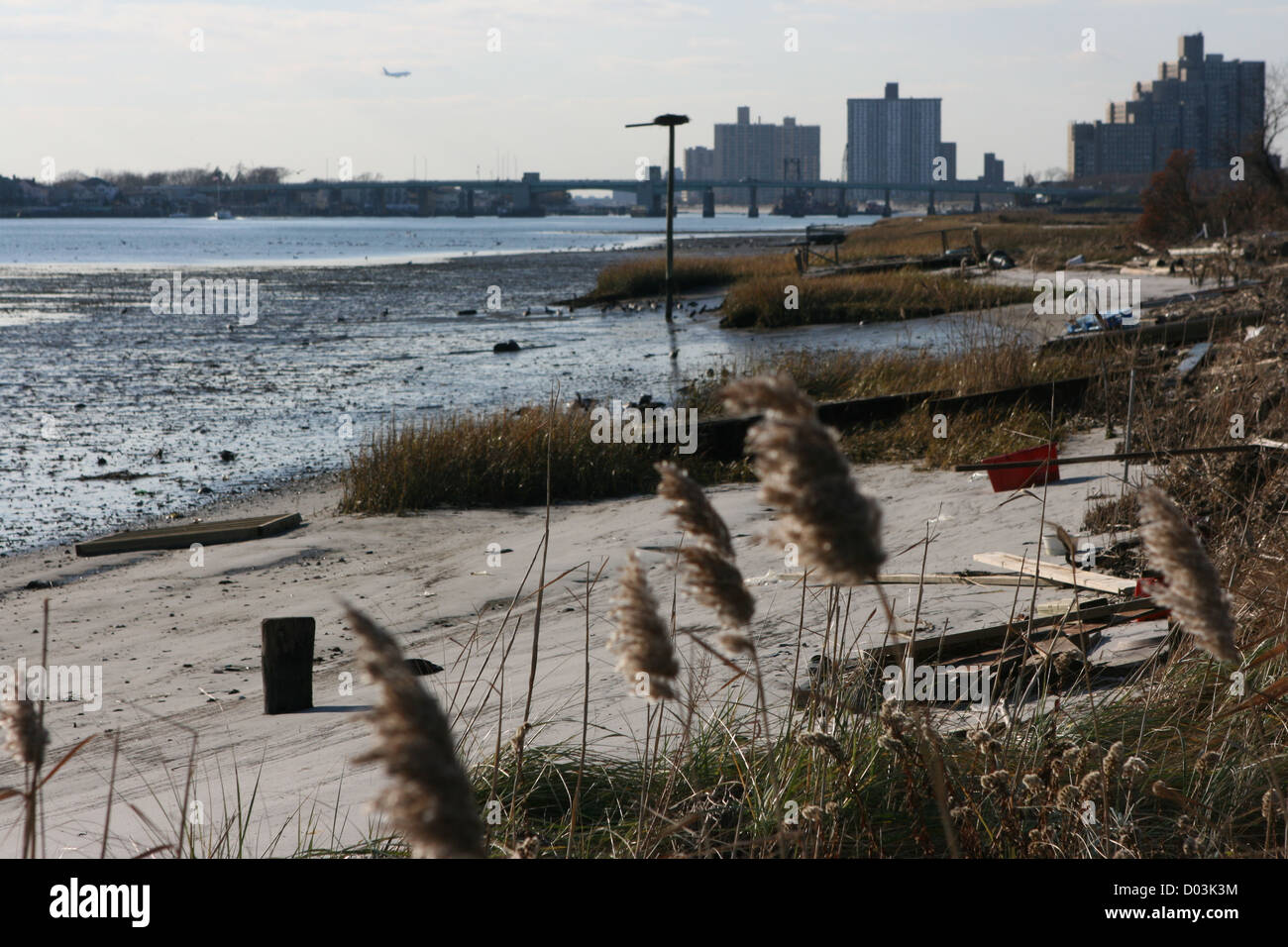 Inland channel hi-res stock photography and images - Alamy
