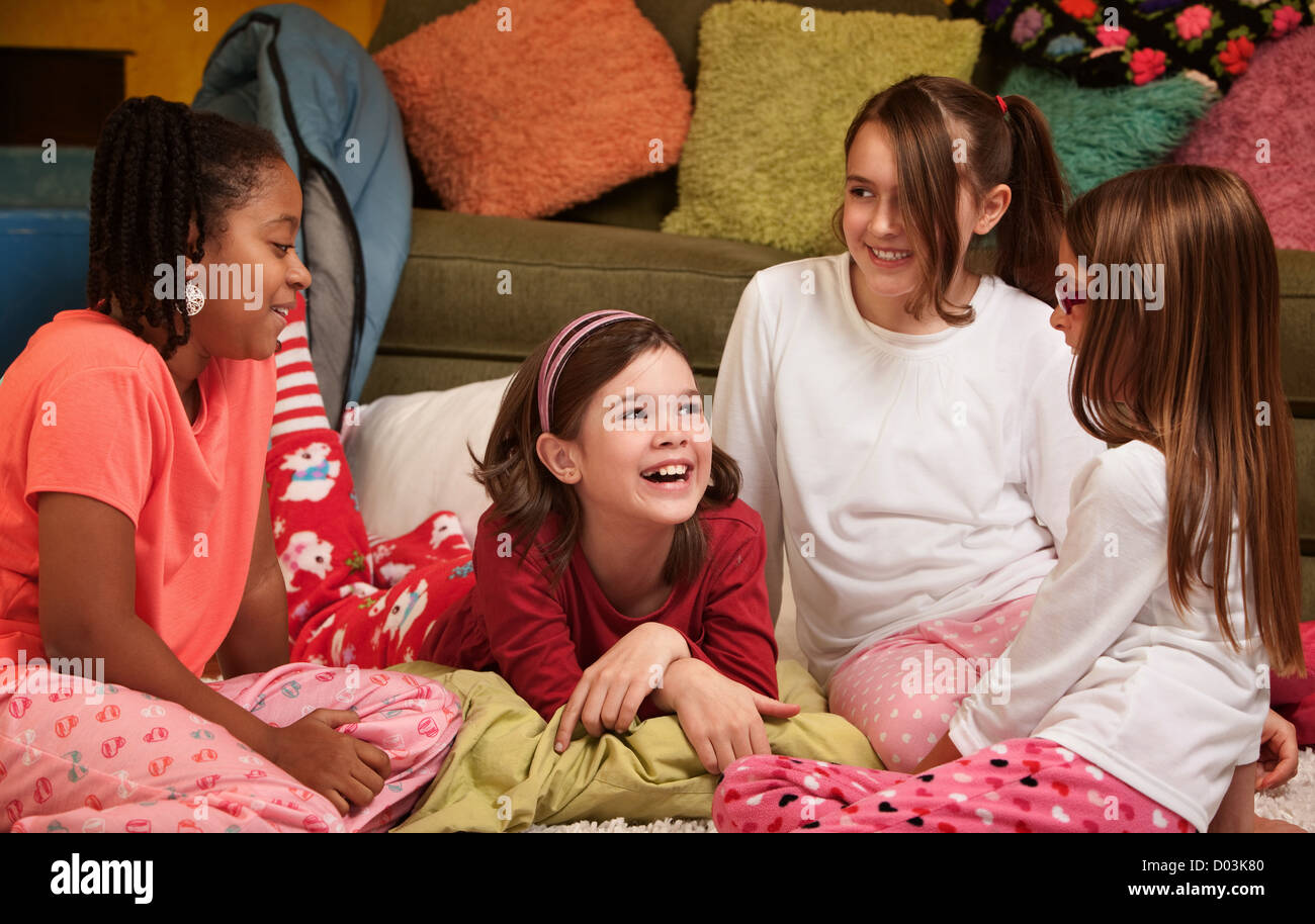 Group of happy young girls at a sleepover Stock Photo - Alamy