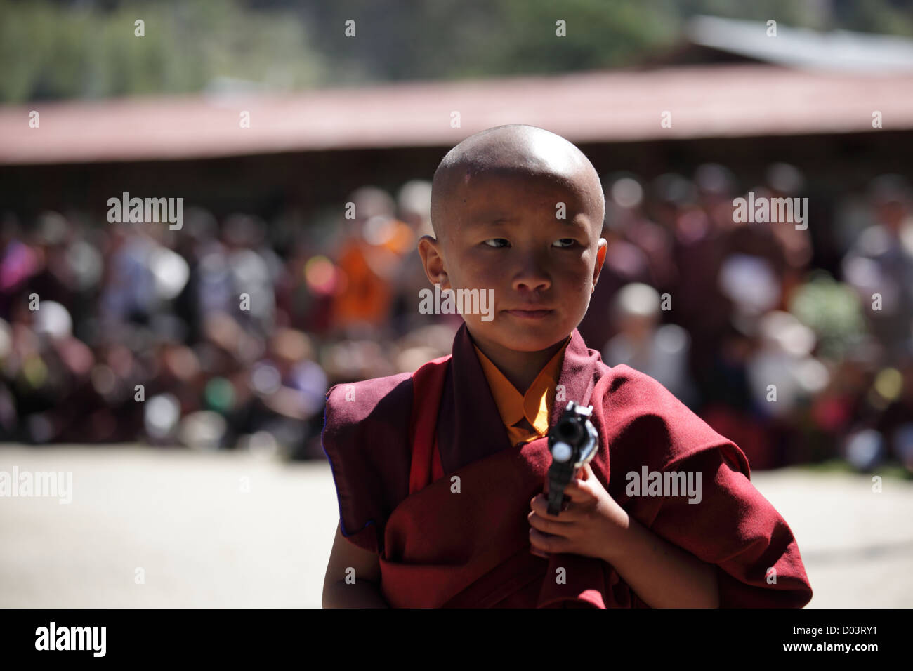 Little monk hi-res stock photography and images - Alamy