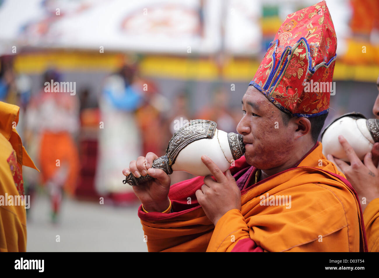 Performers performing at the Bhutan festival Stock Photo - Alamy