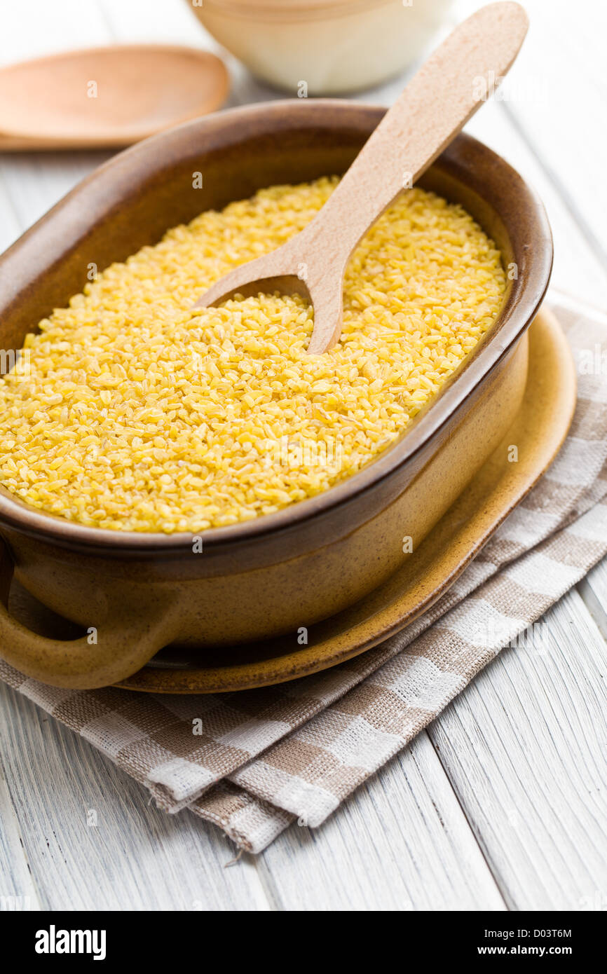 bulgur wheat in ceramic bowl Stock Photo - Alamy