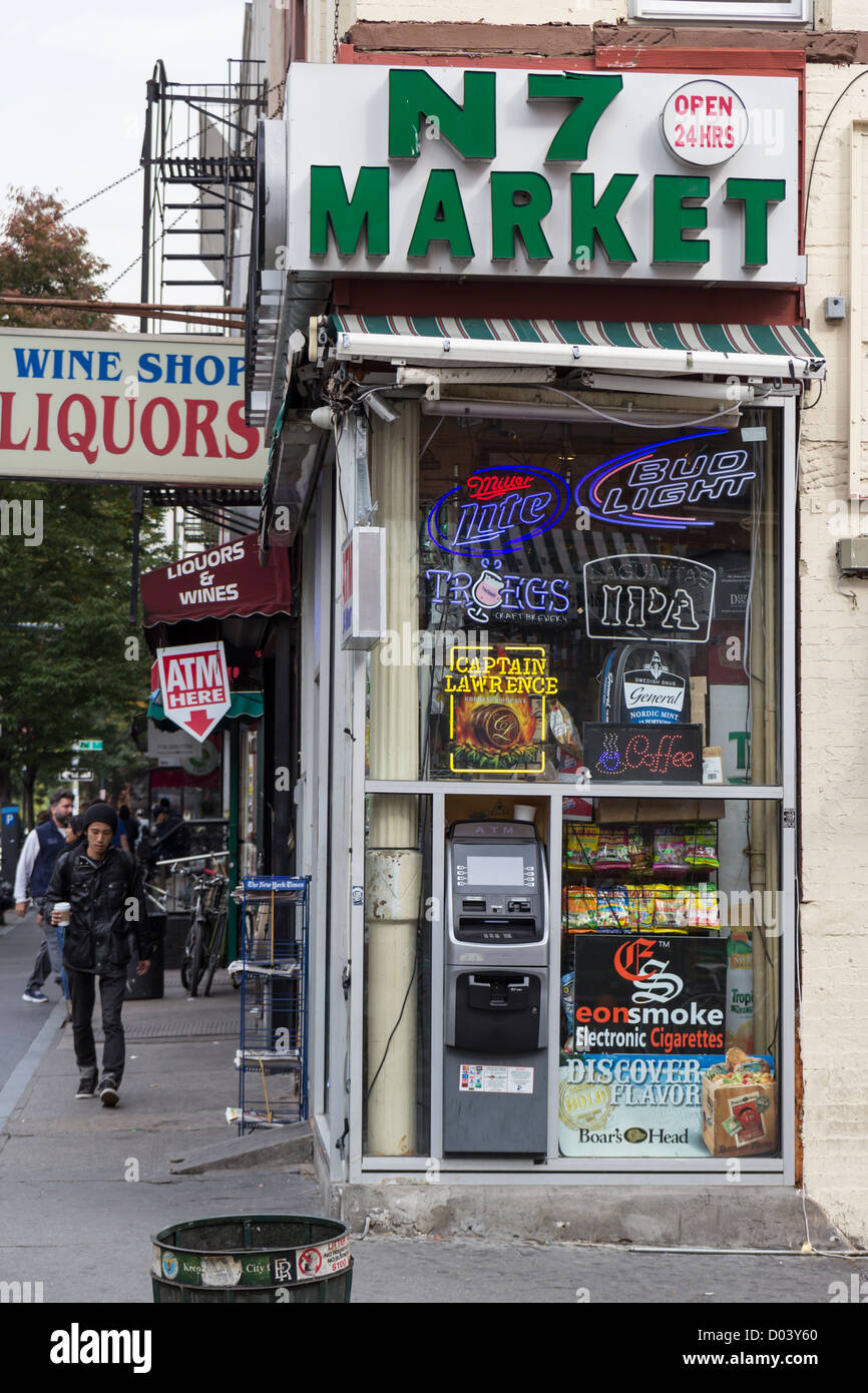 Mini Market High Resolution Stock Photography and Images - Alamy