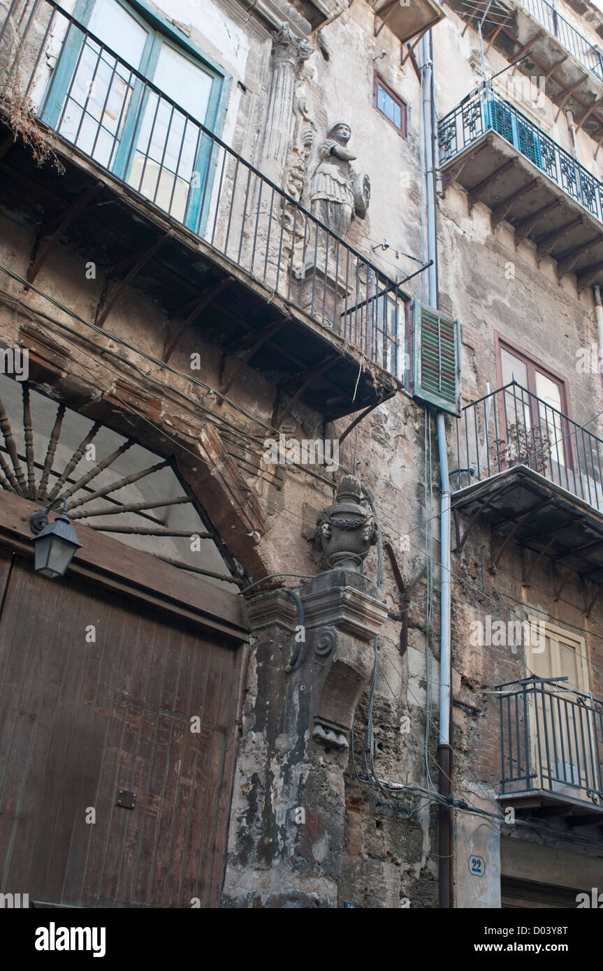 Palermo old city Stock Photo - Alamy