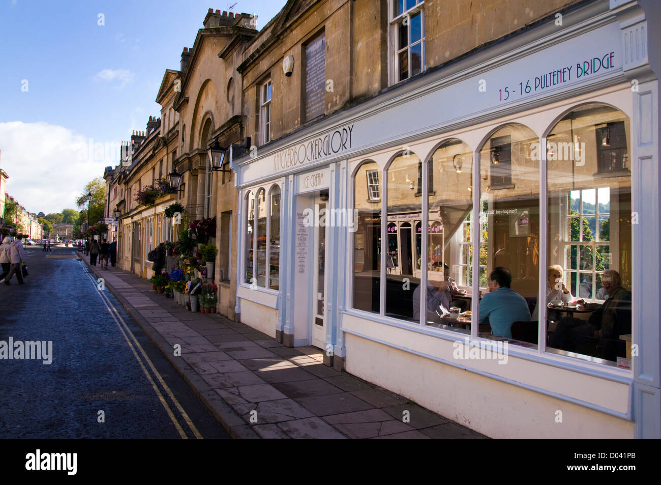 Pulteney Bridge and Knickerbockerglory cafe in the heritage city of ...