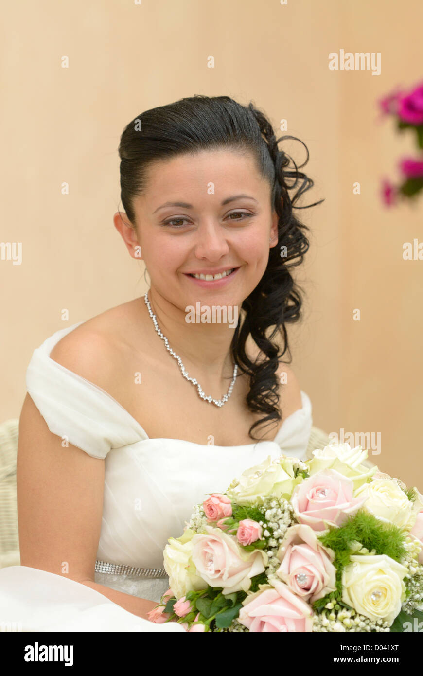 Portrait of Italian bride, Firenze, Tuscany, Italy Stock Photo - Alamy