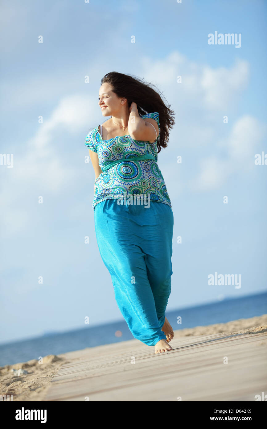 Obese woman beach hi-res stock photography and images - Alamy