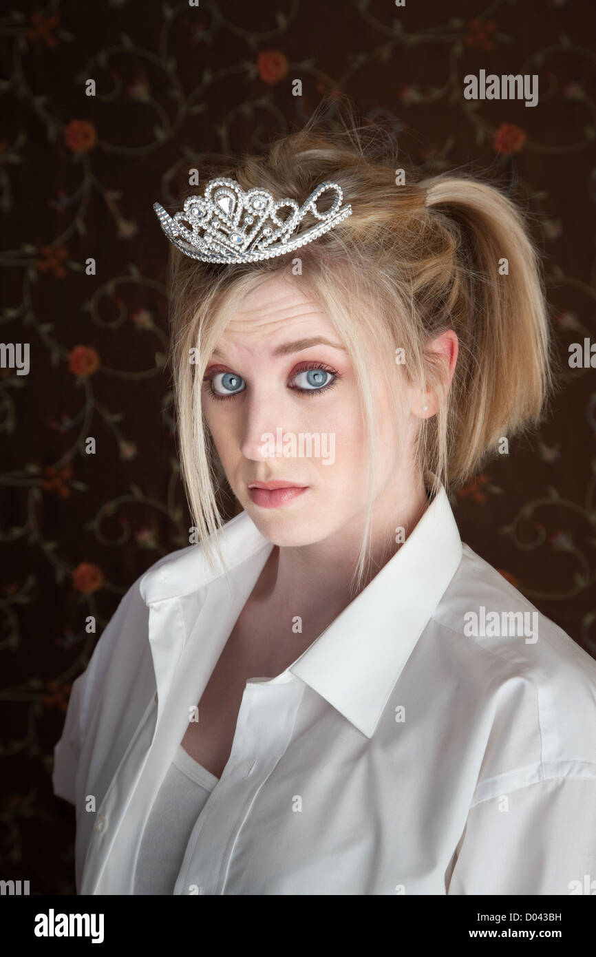 White crown and forehead hi-res stock photography and images - Alamy