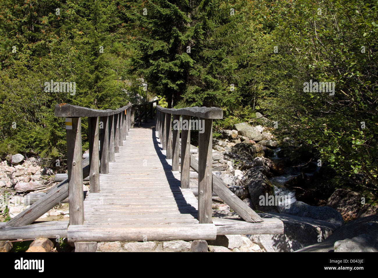 Brook stone buildings hi-res stock photography and images - Alamy