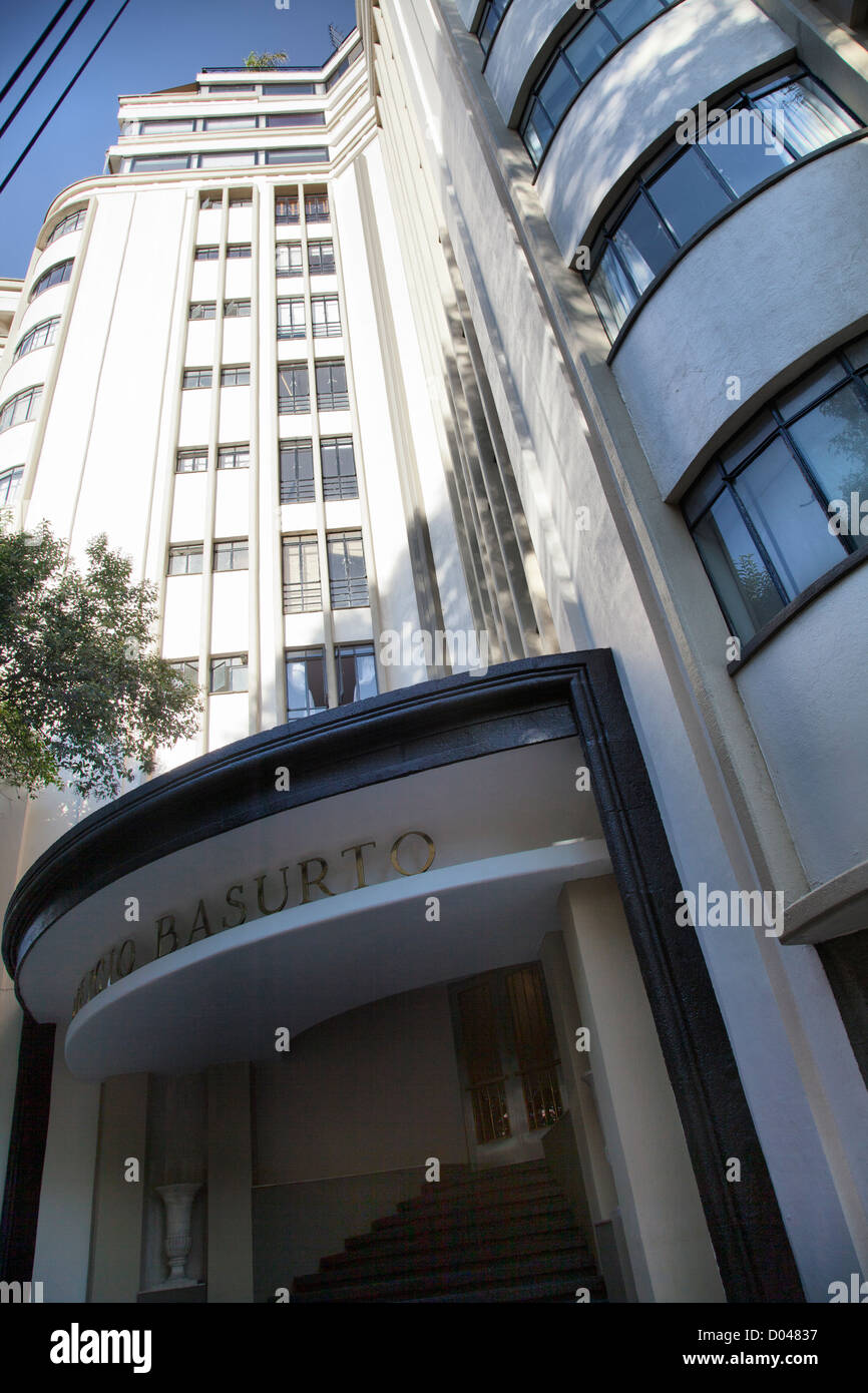 Edificio Basurto - famous Art Deco Apartments in Condesa Neighborhood ...
