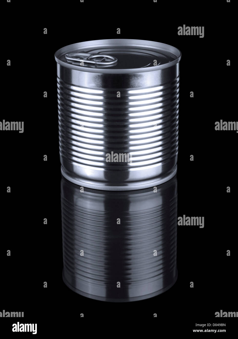 Aluminum canister with lid hi-res stock photography and images - Alamy