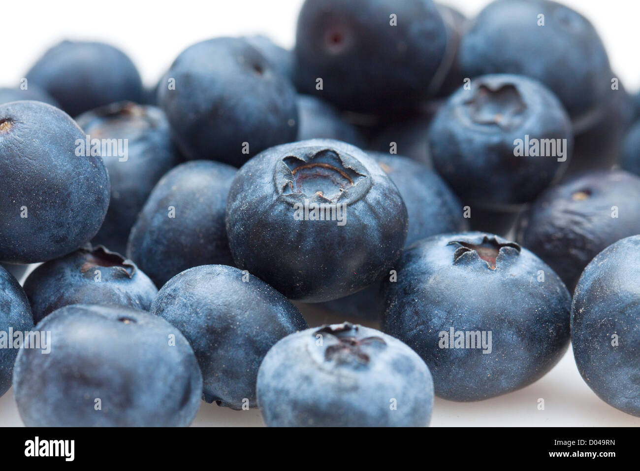 Dark blue blueberries hi-res stock photography and images - Alamy