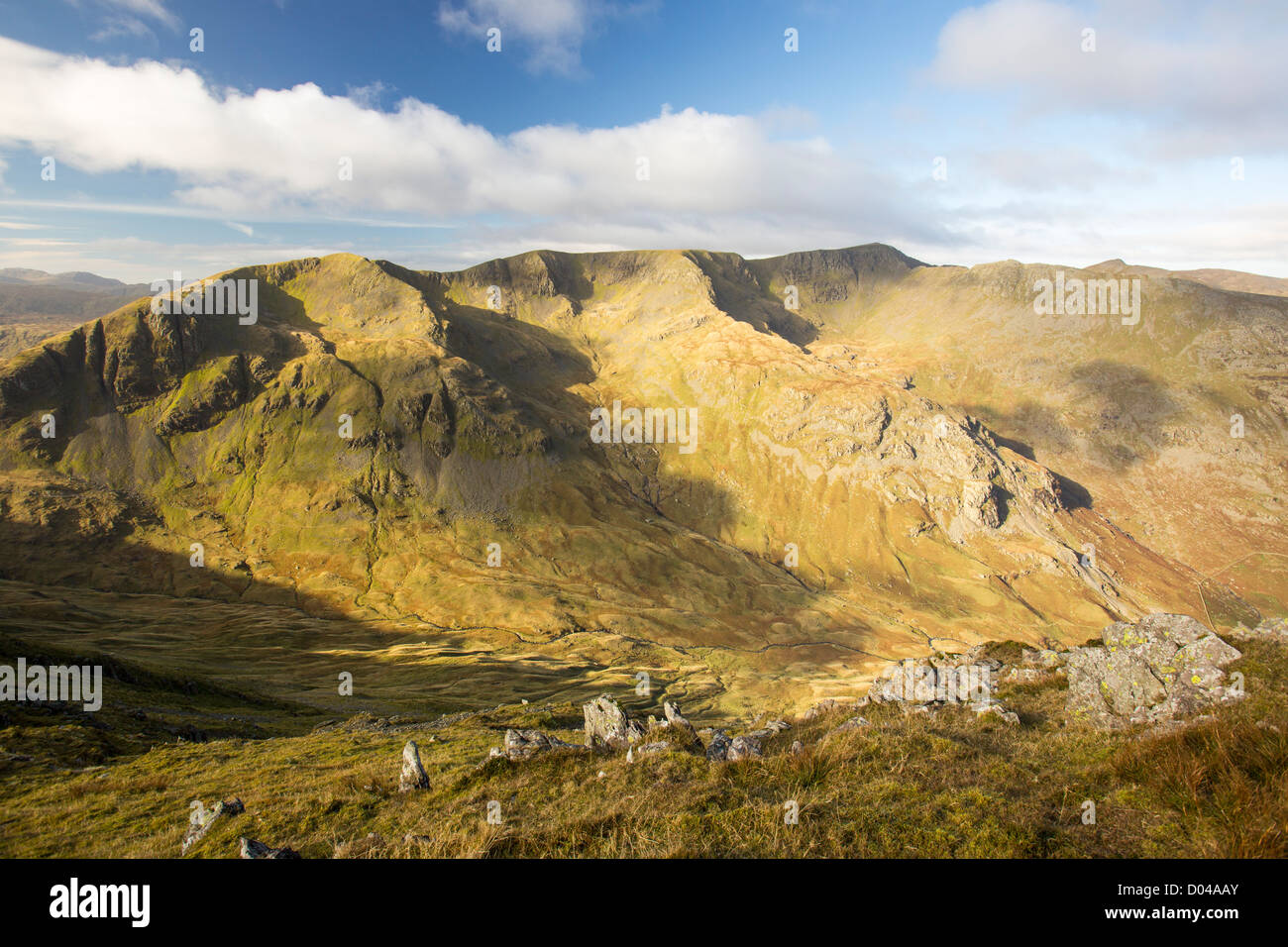 Looking onto the Helvellyn Range from Dollywagon Pike on the left to ...
