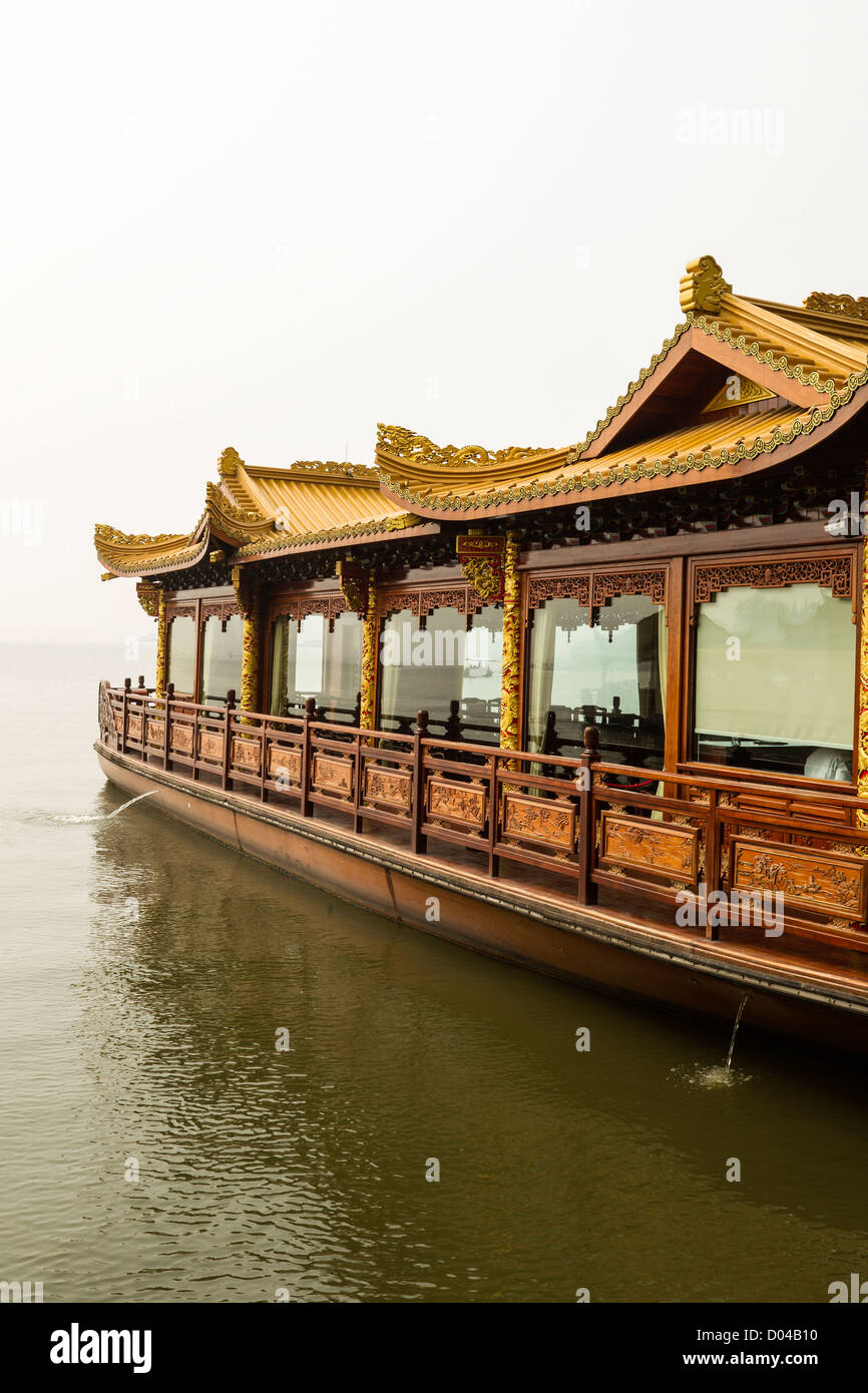 Large Asian boat on West Lake in Hangzhou China Stock Photo - Alamy