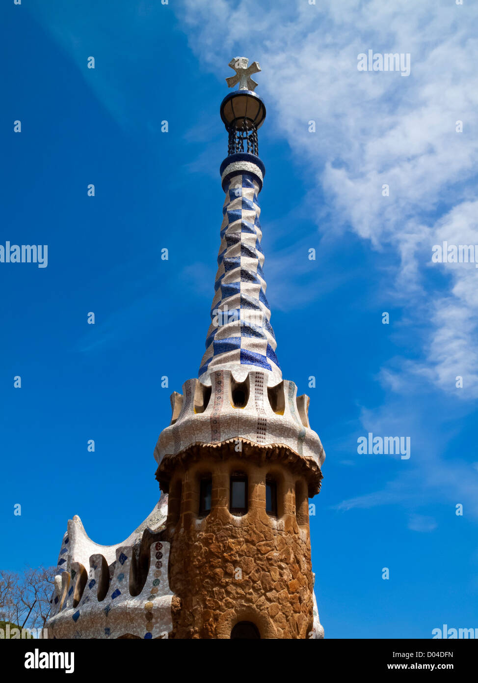 Detail of building with mosaic roof by Antoni Gaudi in Parc Guell ...