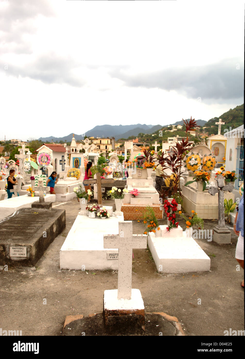 Mexico cemetery hi-res stock photography and images - Alamy