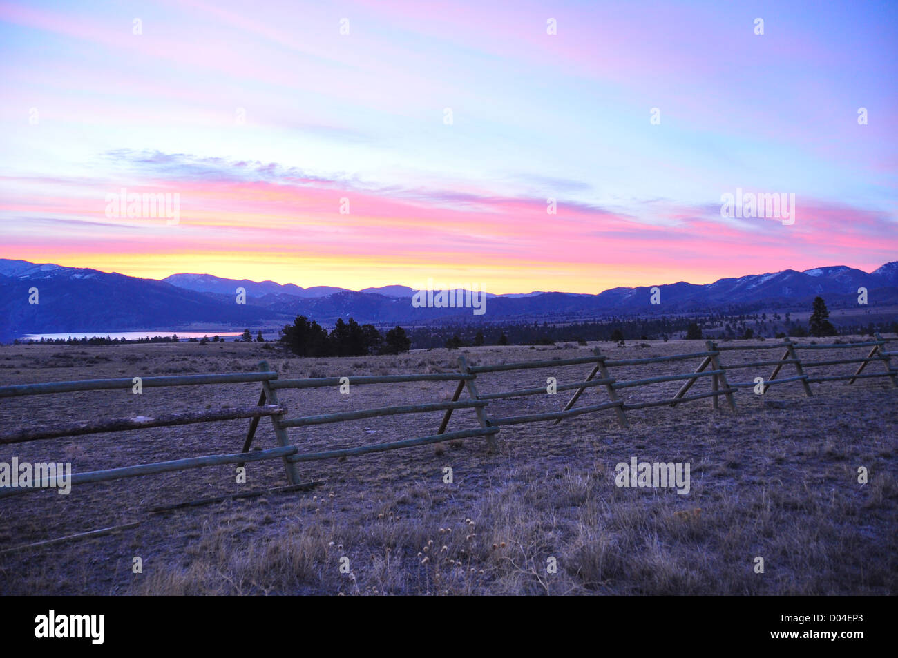Ranch rail hi-res stock photography and images - Alamy