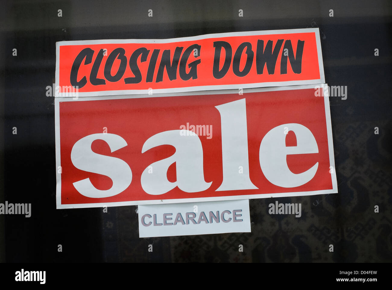 Closing down sign hi-res stock photography and images - Alamy