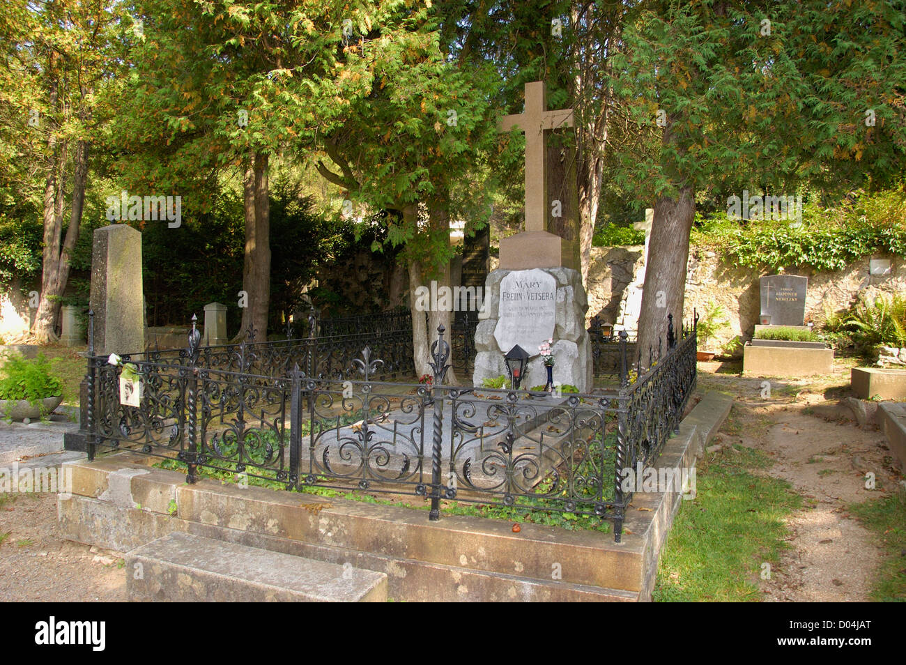 Mary Vetsera grave at the cemetery at Heiligenkreuz Stock Photo - Alamy
