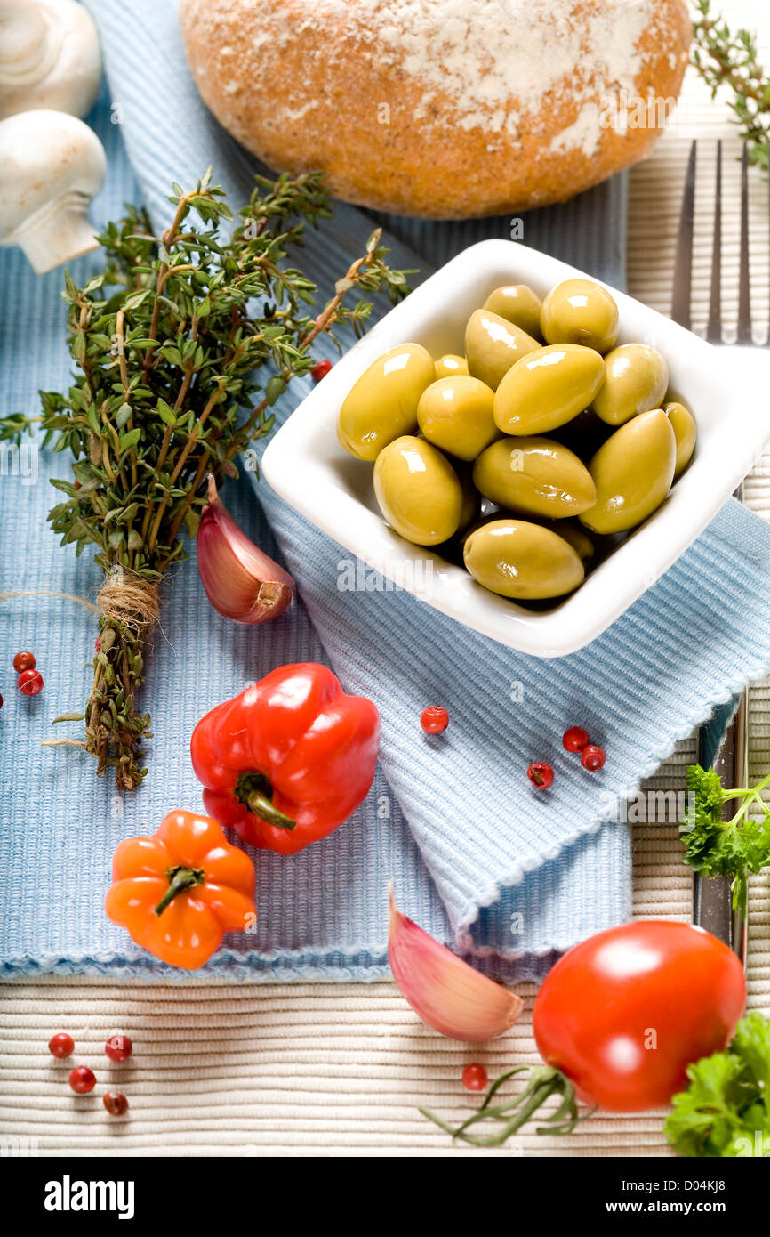 Clove color hi-res stock photography and images - Alamy