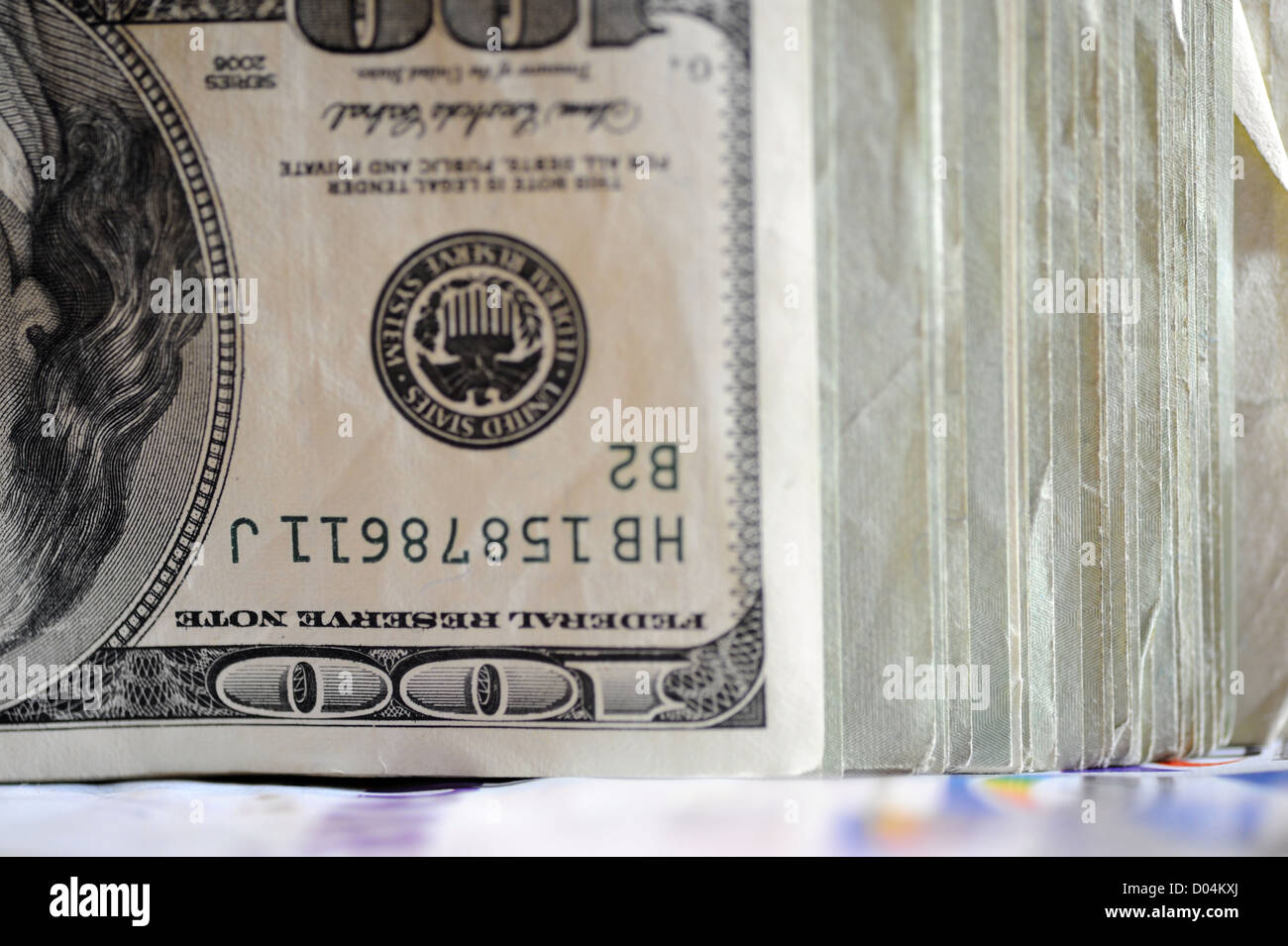 One hundred dollar bill stack hi-res stock photography and images - Alamy