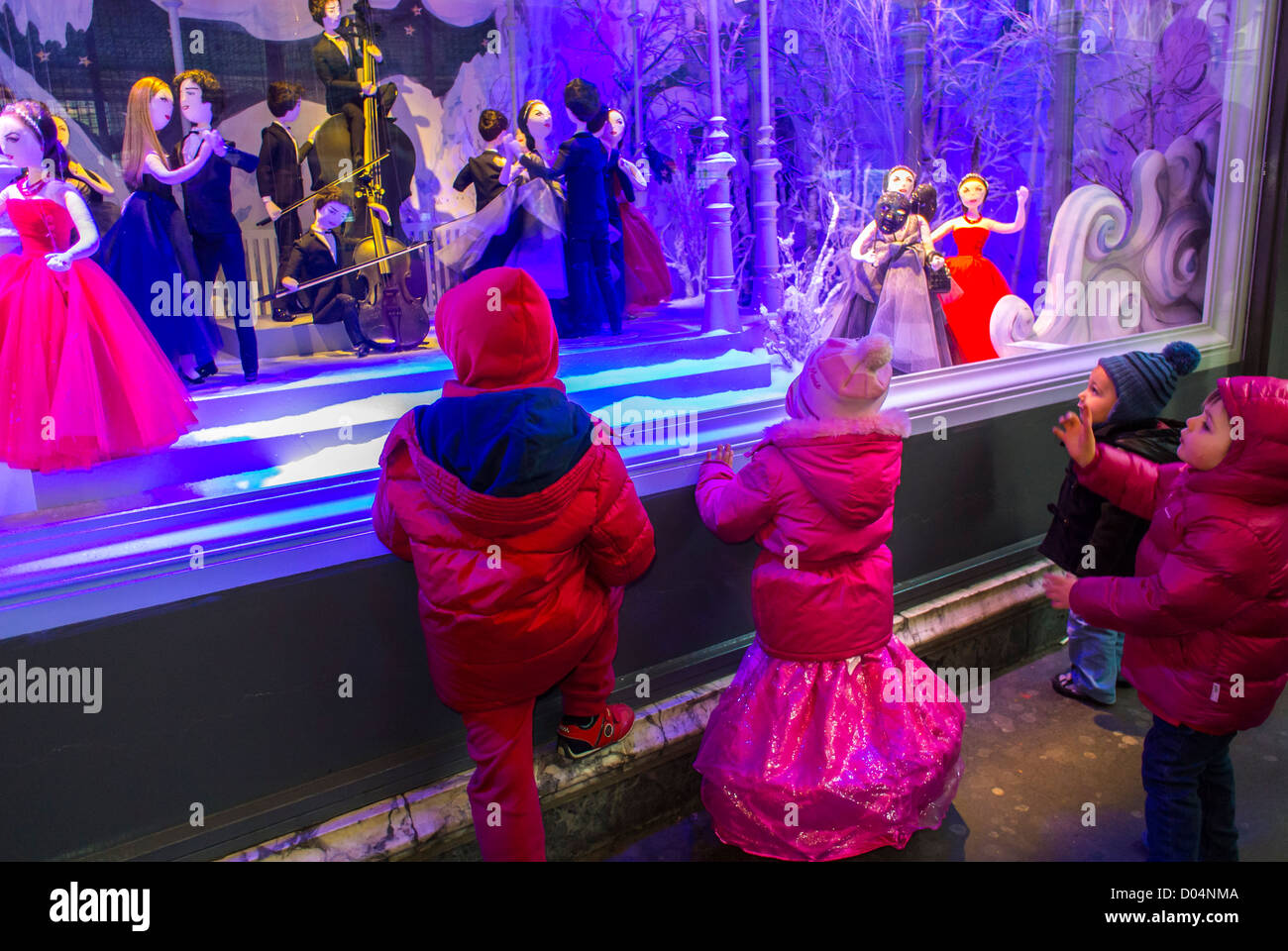 Paris, France, Children Window Shopping, at French Department Store ...