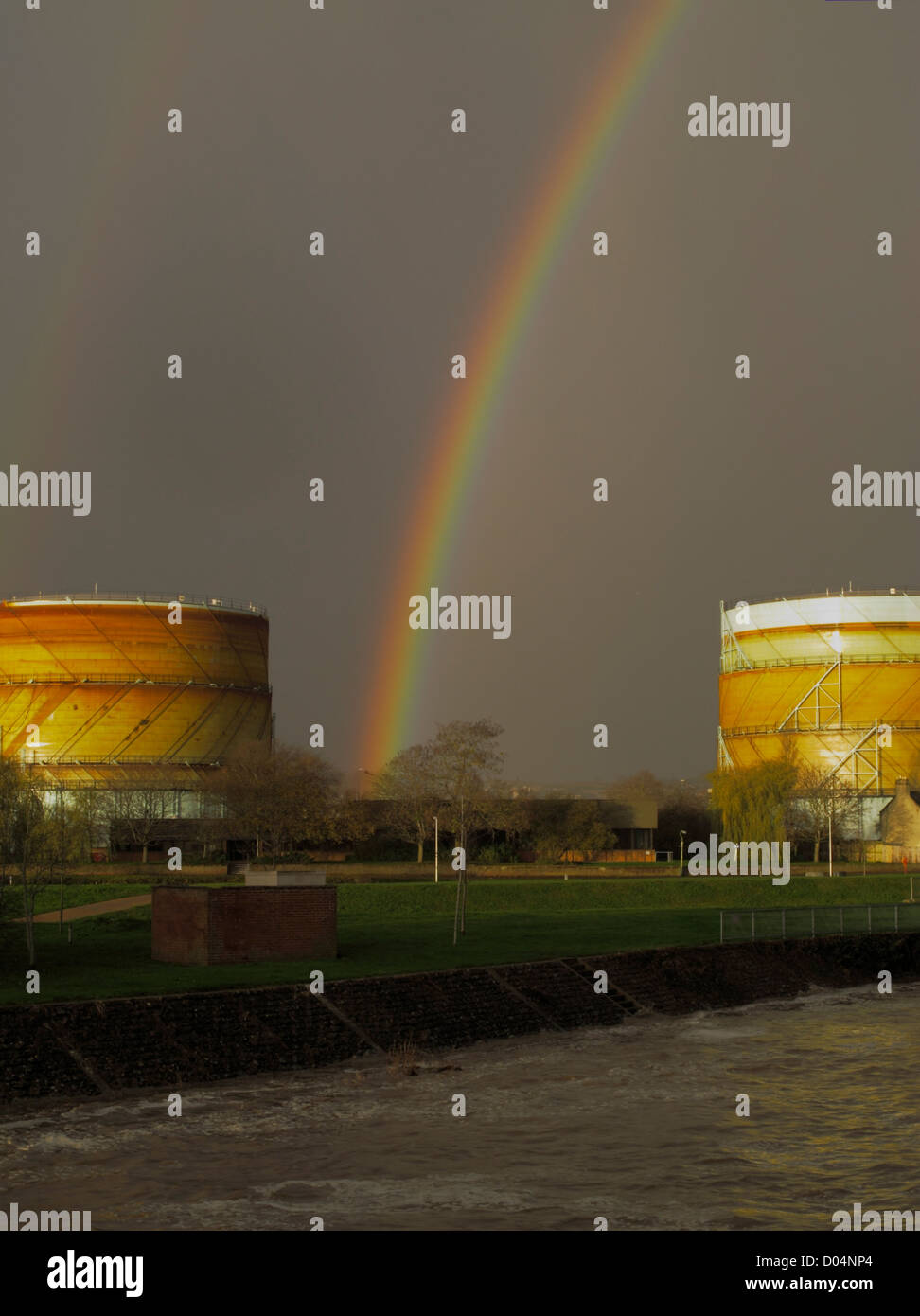 Gasometer gasholders hi-res stock photography and images - Alamy