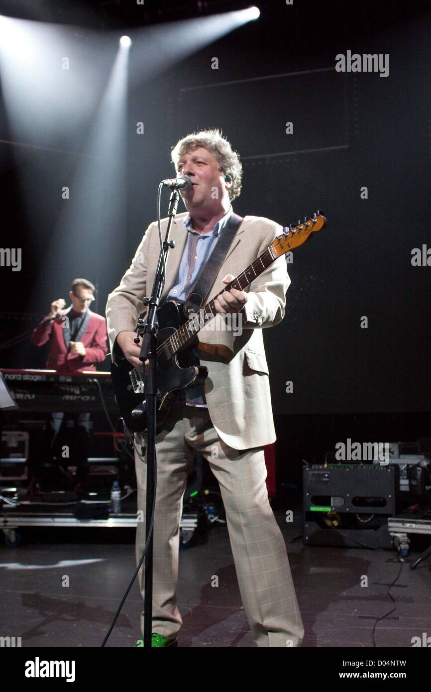 Squeeze Band High Resolution Stock Photography and Images - Alamy