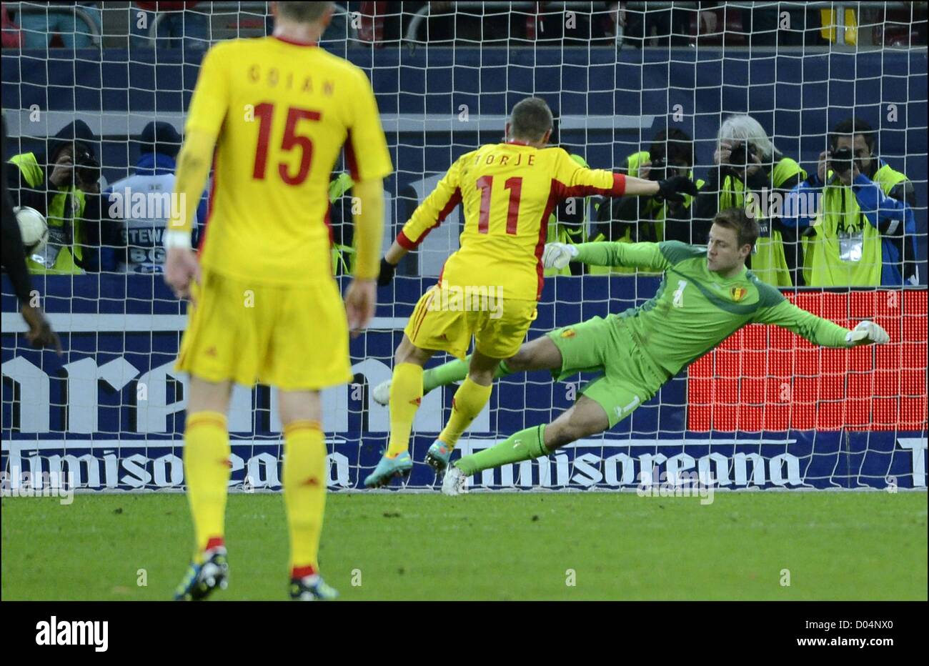 Goalkeeper of romania hi-res stock photography and images - Alamy