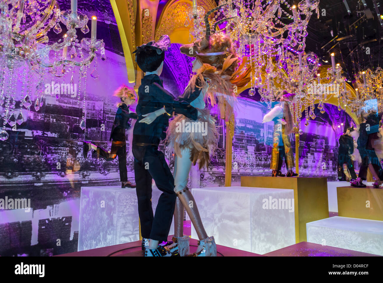 Animated window displays hi-res stock photography and images - Alamy