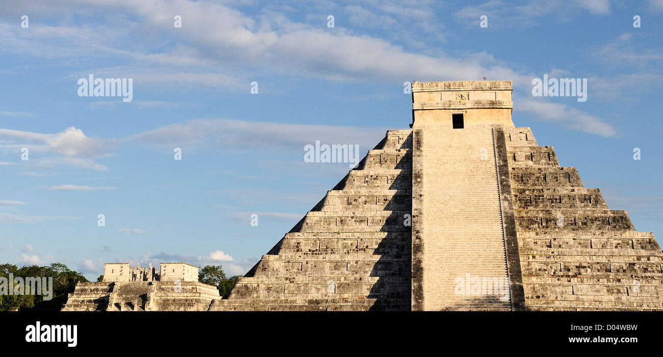 Chichen Itza feathered serpent pyramid, Mexico Stock Photo - Alamy