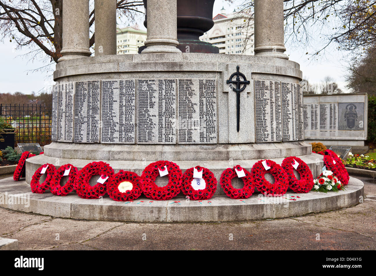 Poppy wreaths laid at the cenotaph in Coatbridge, North Lanarkshire ...