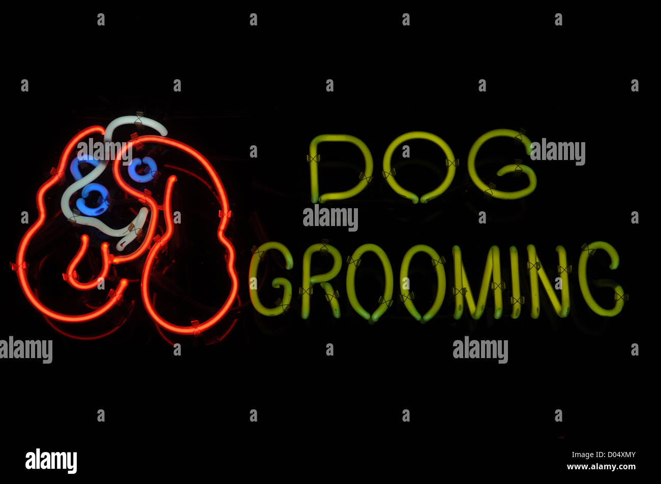 Dog grooming sign hi-res stock photography and images - Alamy